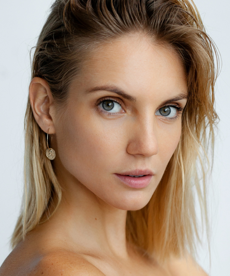 Karolina - Castaway Model Management